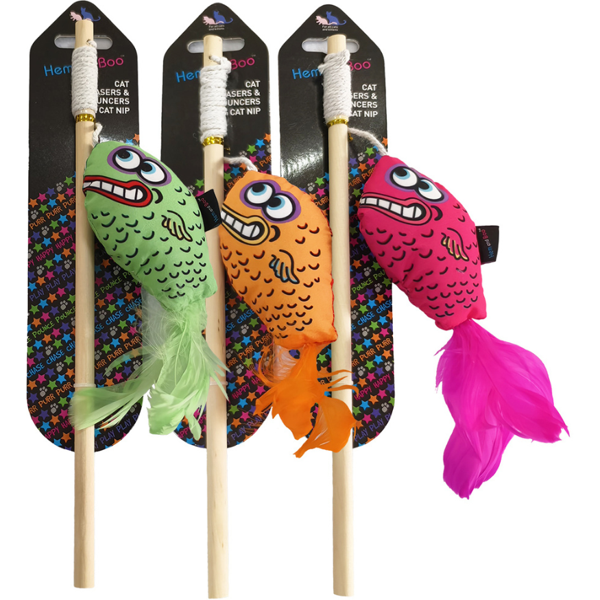 Hem & Boo Fish & Feathers Catnip Cat Teaser – Cat World Feline Superstore